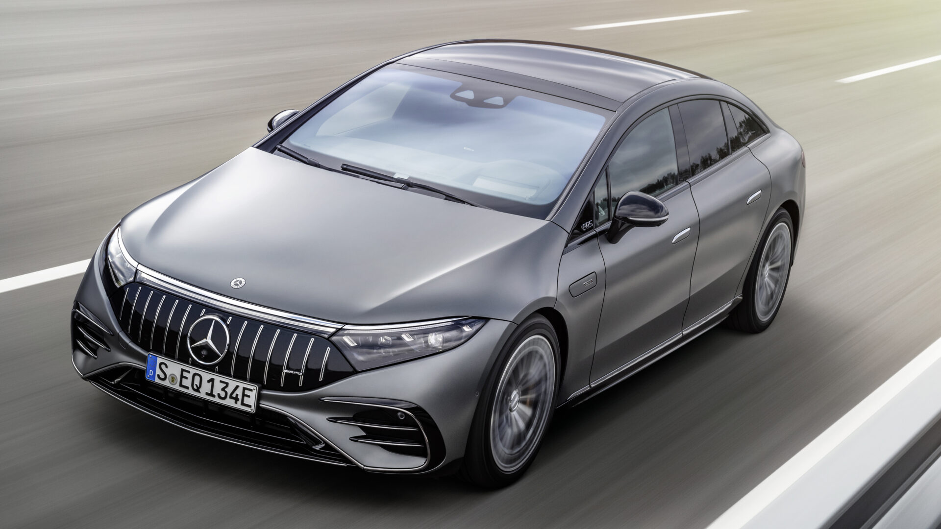 Mercedes-Benz design chief criticises style of a three-box EV sedan