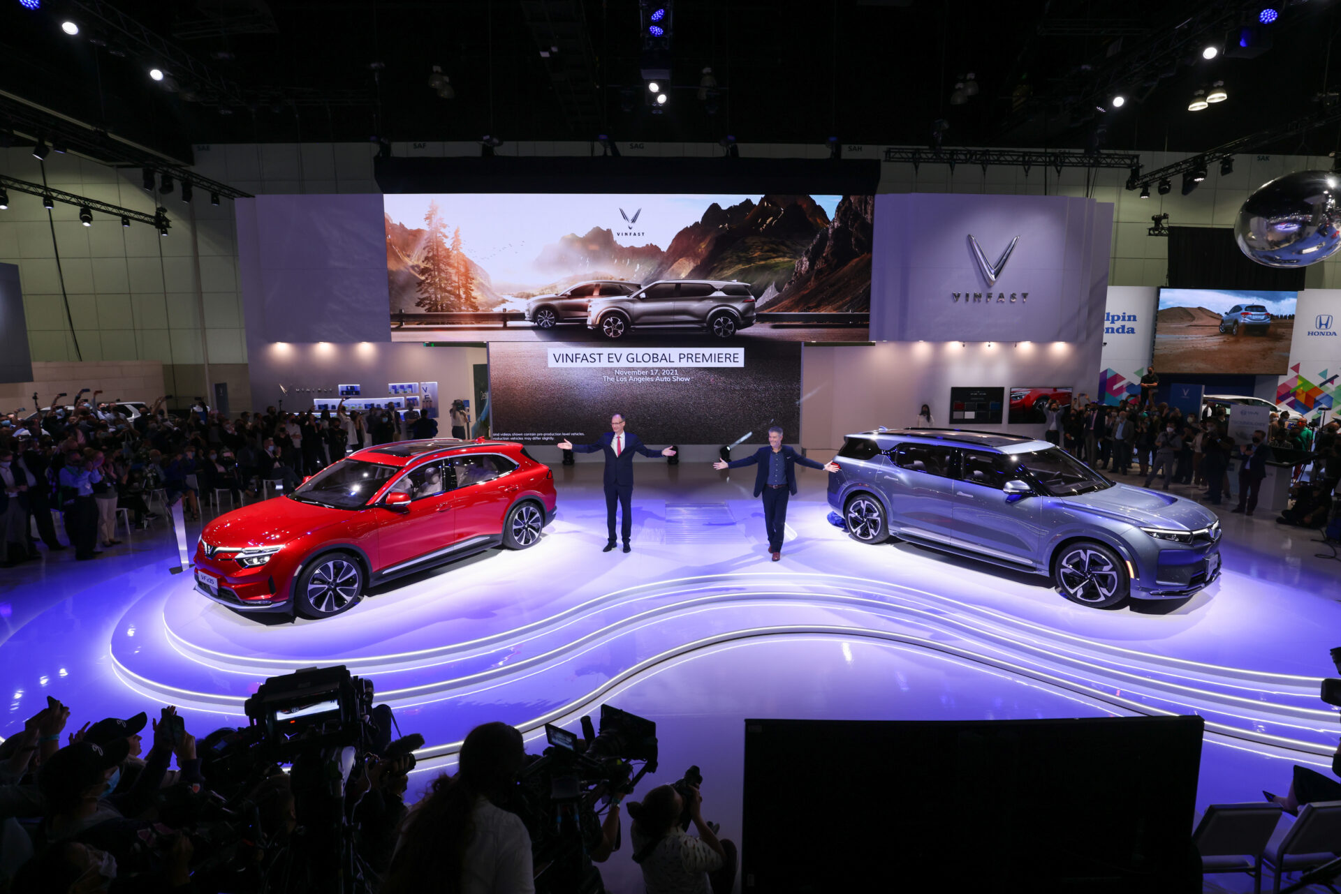 VinFast launches VF e35 and VF e36 at the 2021 LA Auto Show