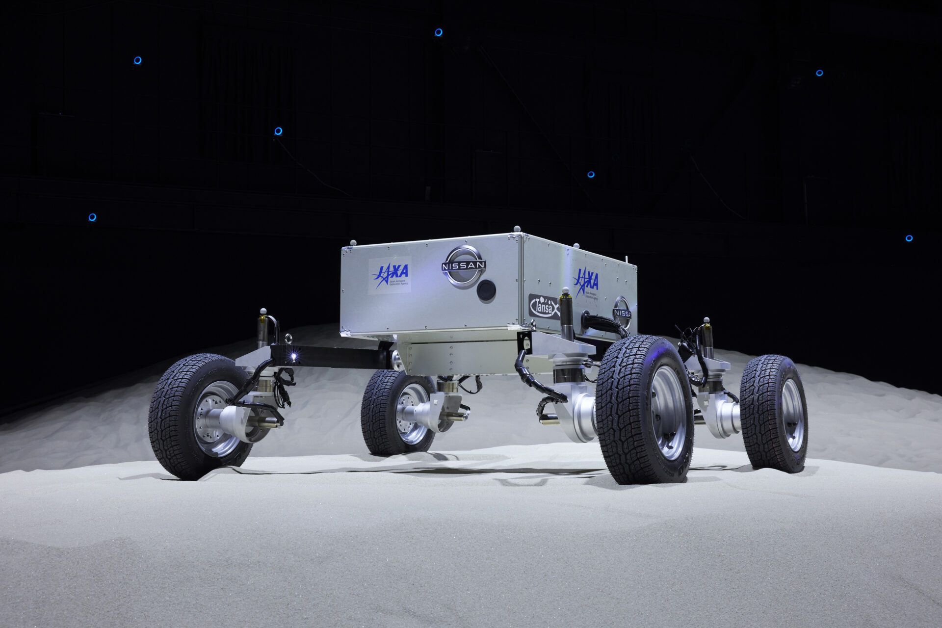 Nissan lunar rover prototype unveiled