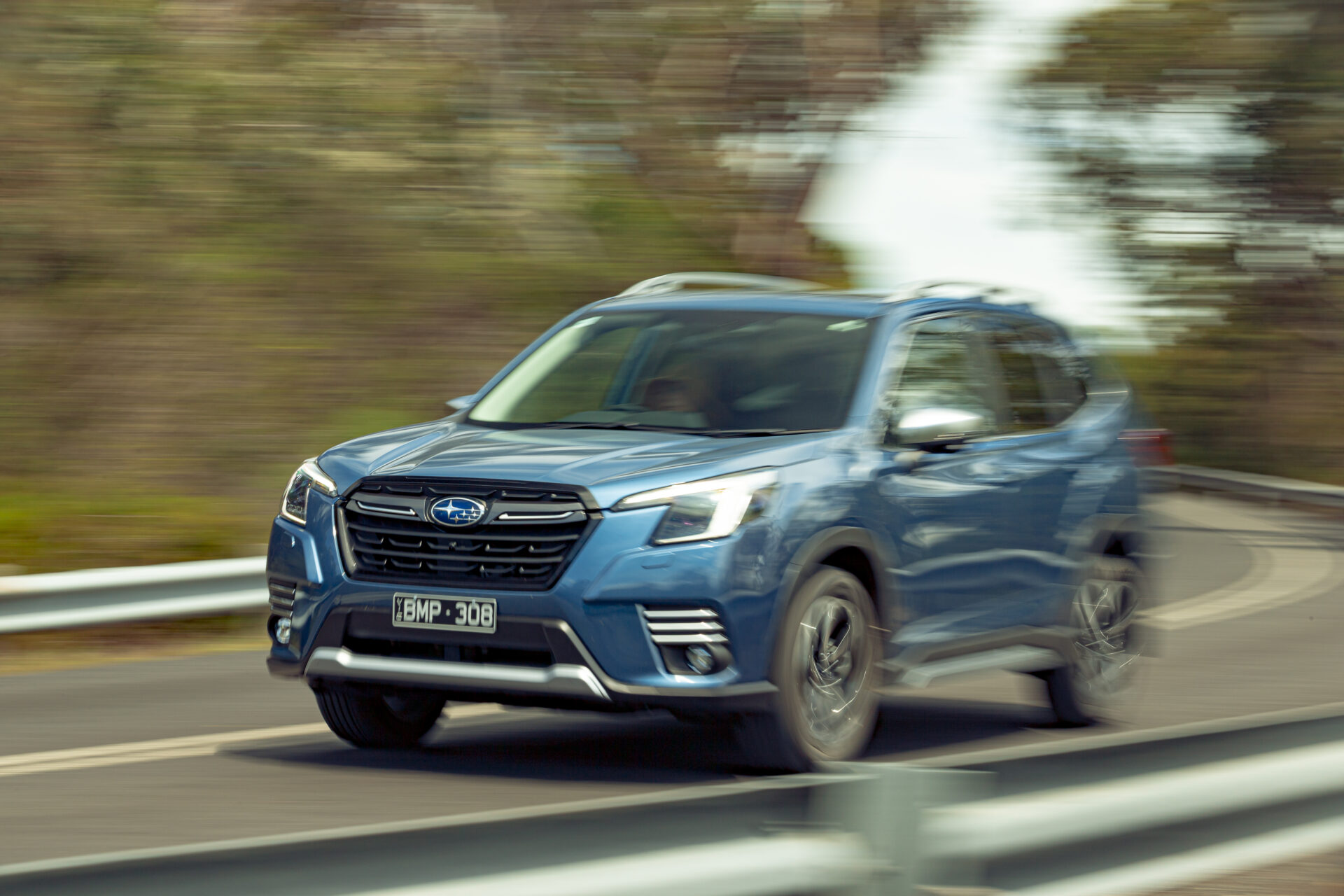 Family SUV comparison: 2022 Mitsubishi Outlander v Kia Sportage v ...