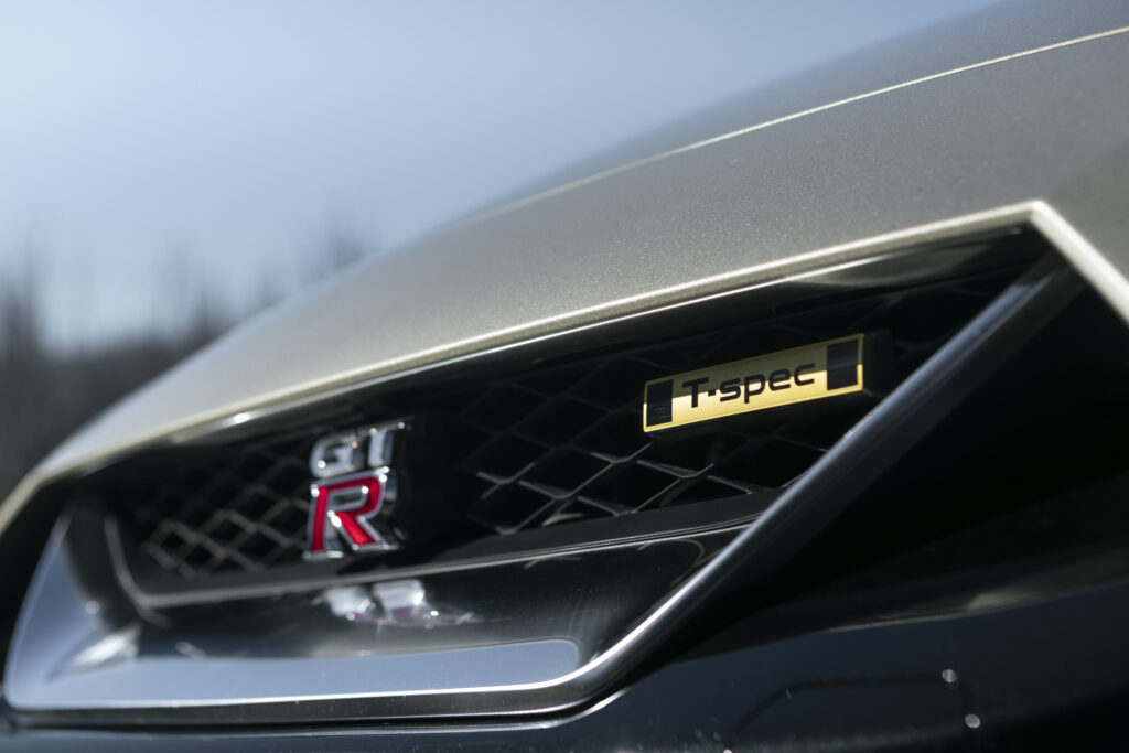 Nissan R35 GT-R and Audi R8 V10 farewell feature drive