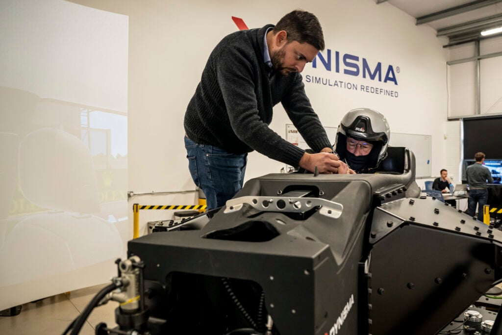 World's best simulator: Dynisma DMG-1 review