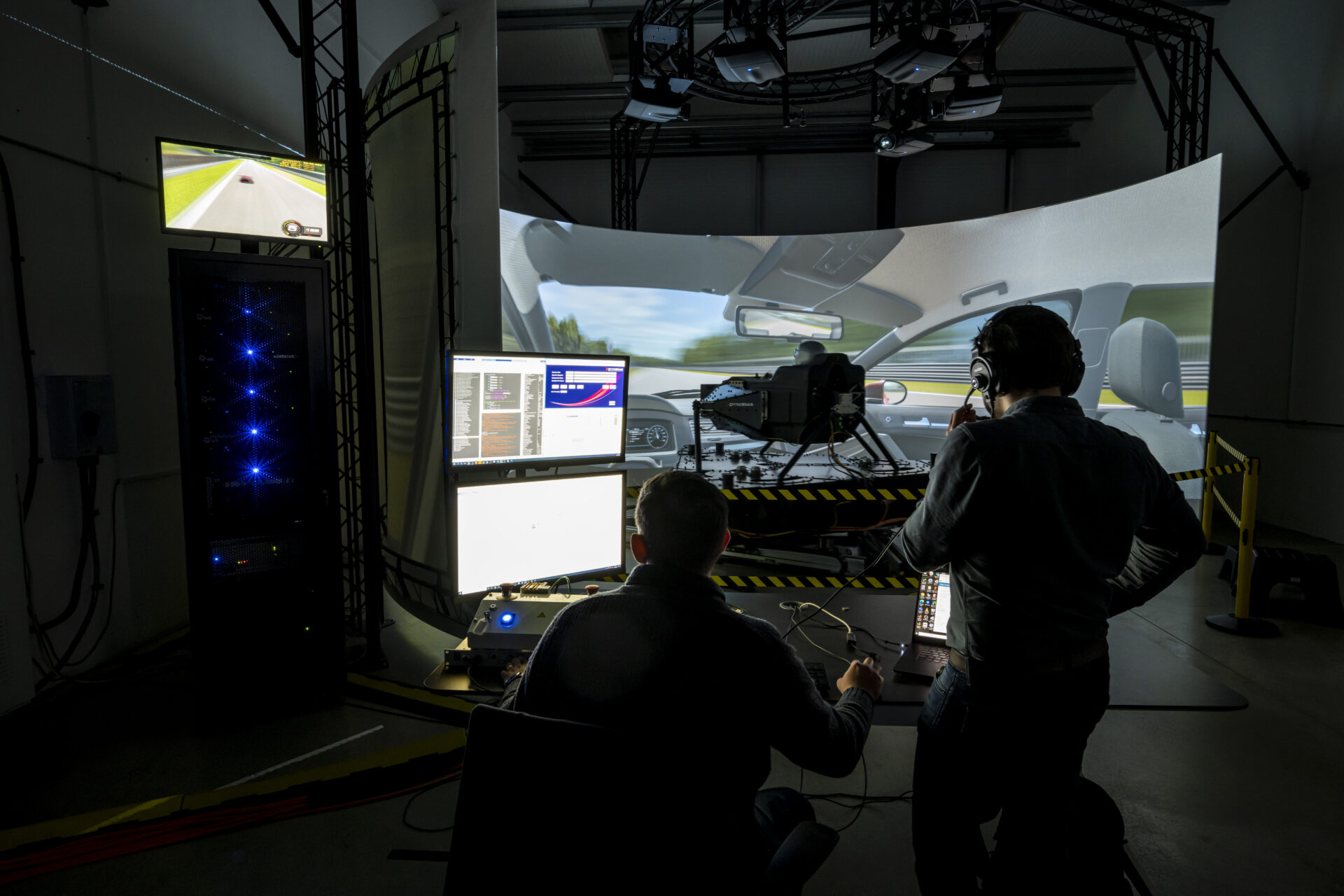 World's best simulator: Dynisma DMG-1 review