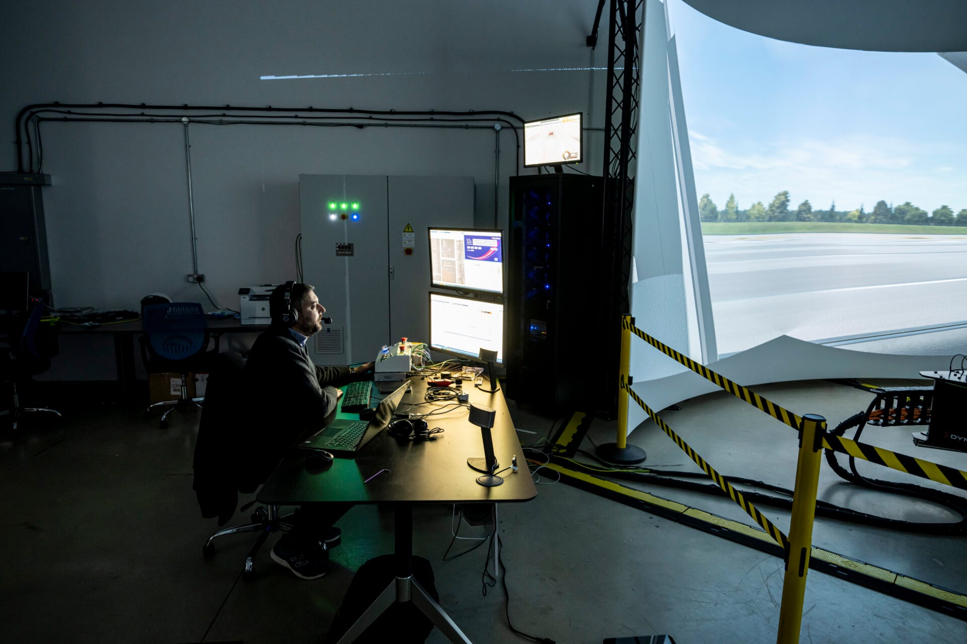 World's best simulator: Dynisma DMG-1 review