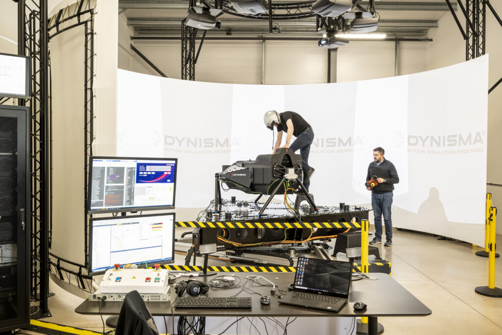 World's best simulator: Dynisma DMG-1 review