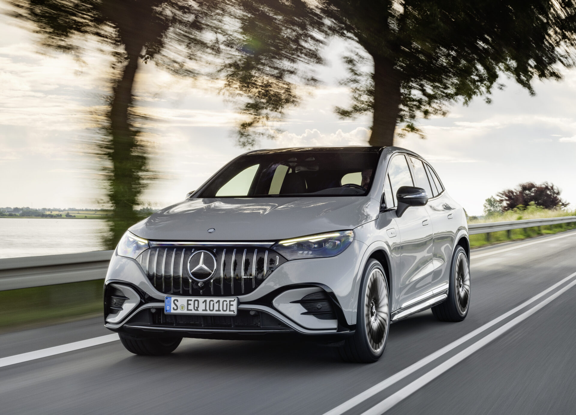 Mercedes-Benz EQE | Price, Reviews & Specifications