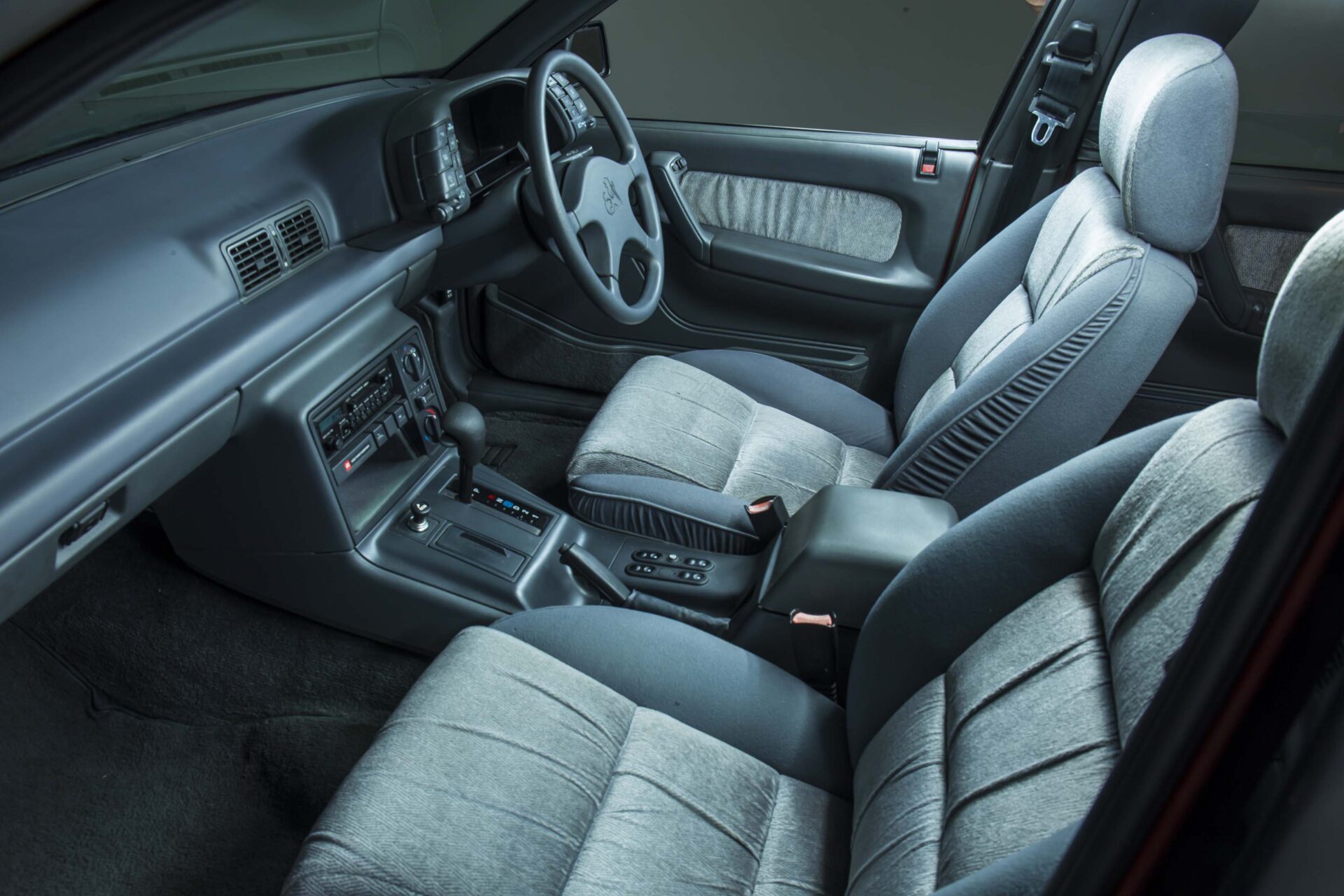 Buyer's guide: VN-VP Commodore & Calais