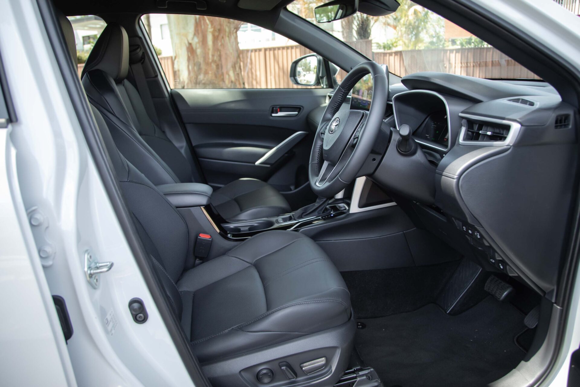 2023 Toyota Corolla Cross Atmos Hybrid FWD review