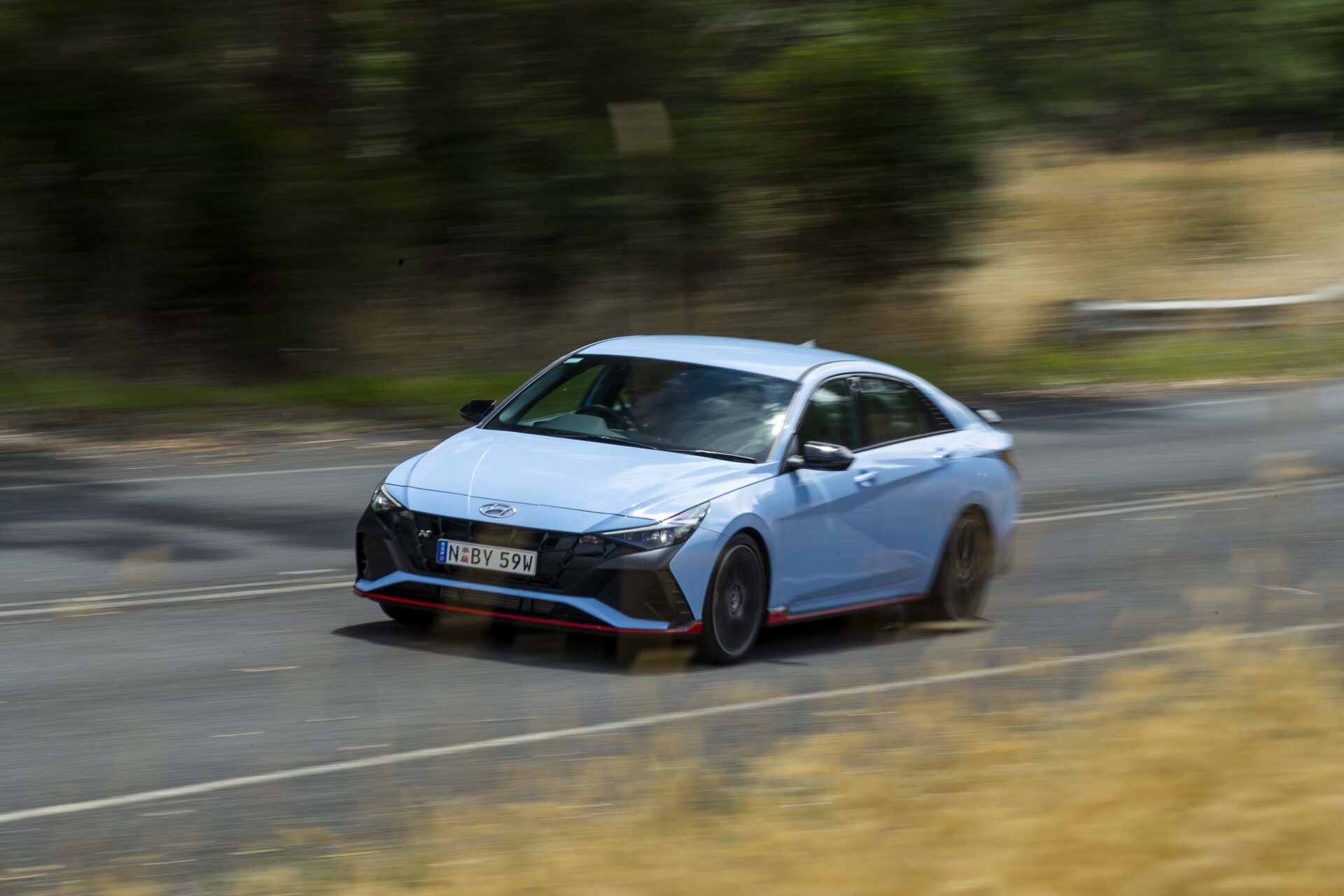 Hyundai iMax | Price, Reviews & Specifications