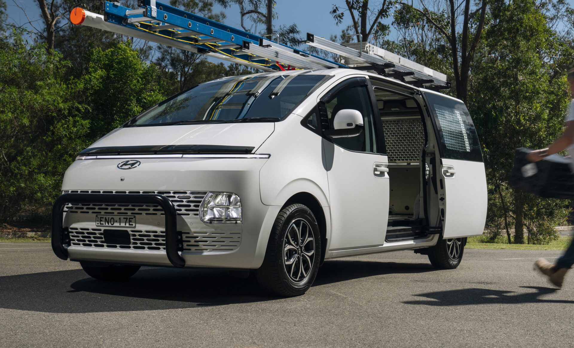 2023 Hyundai Staria-Load pricing and features, Premium joins range