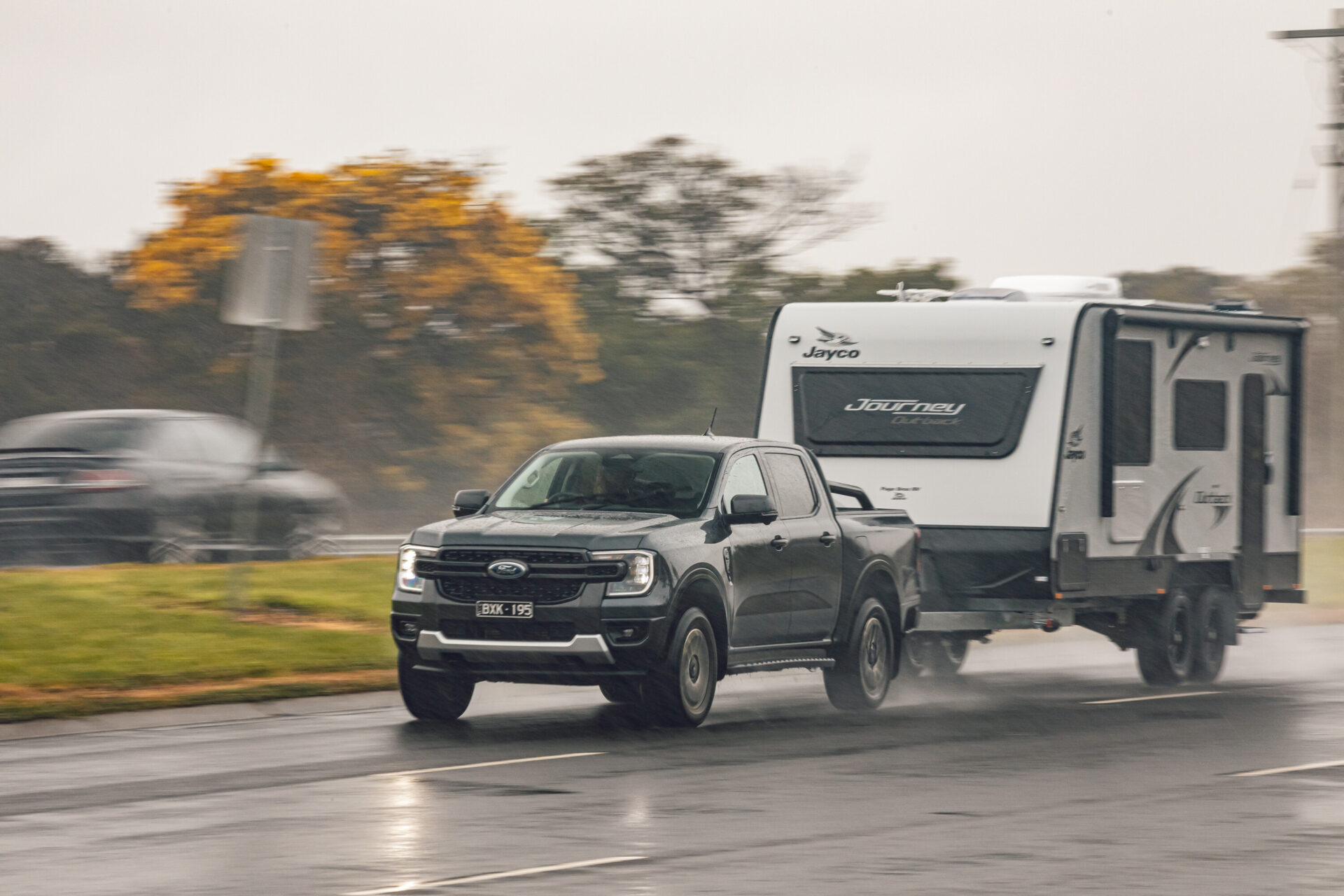 What is the towing capacity of the Ford Ranger?