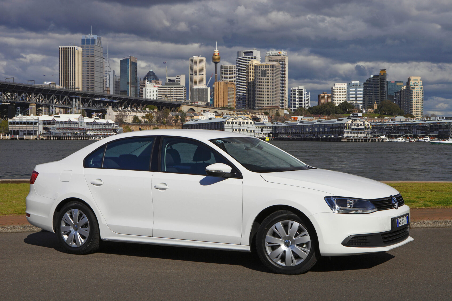 Volkswagen Jetta | Price, Reviews & Specifications