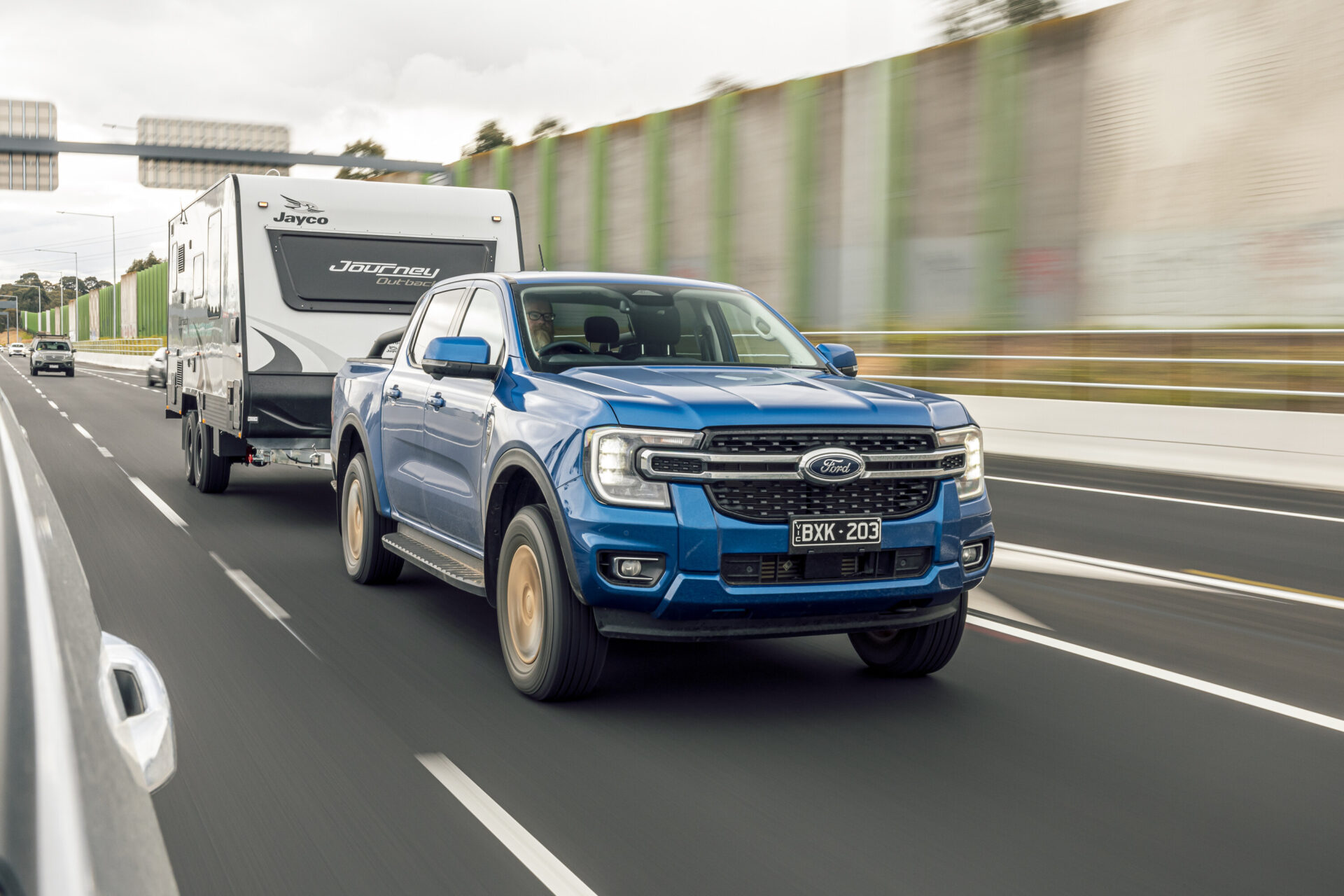 What is the towing capacity of the Ford Ranger?