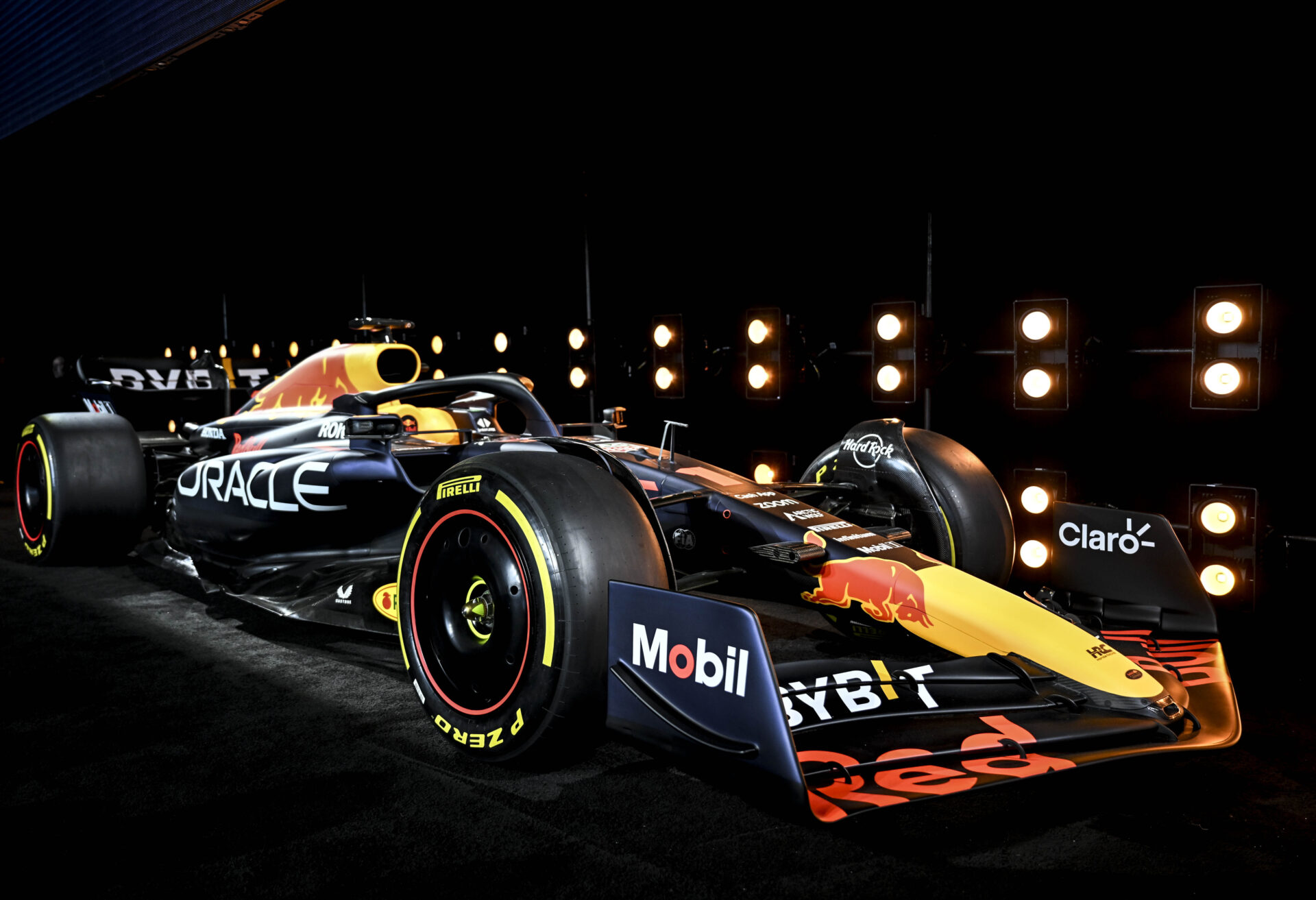 Ford returns to Formula 1
