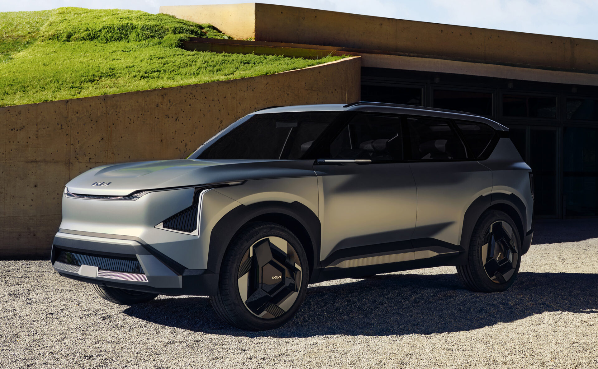 Kia Concept EV5: Midsize electric SUV previewed