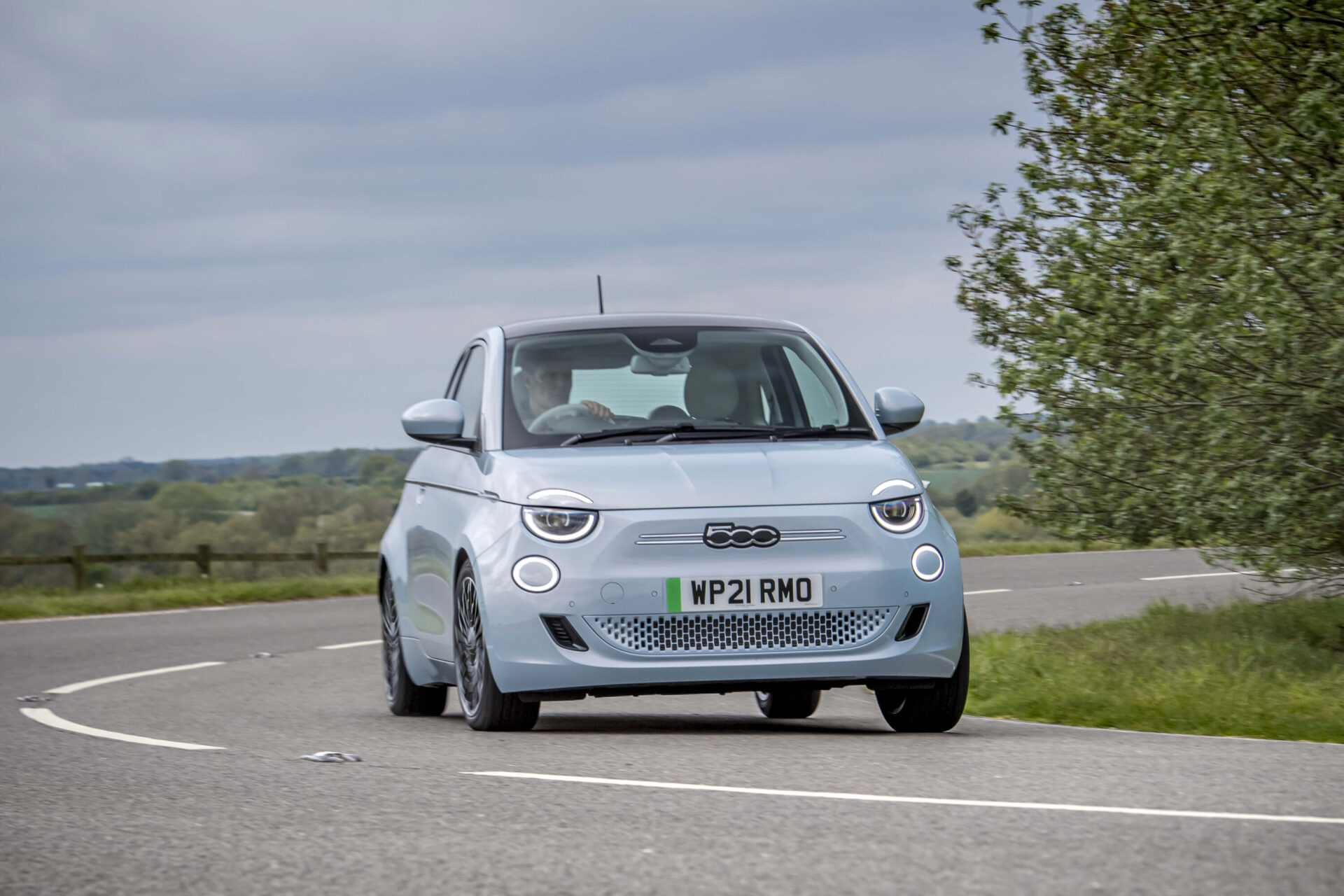 Fiat 500 Review & Price