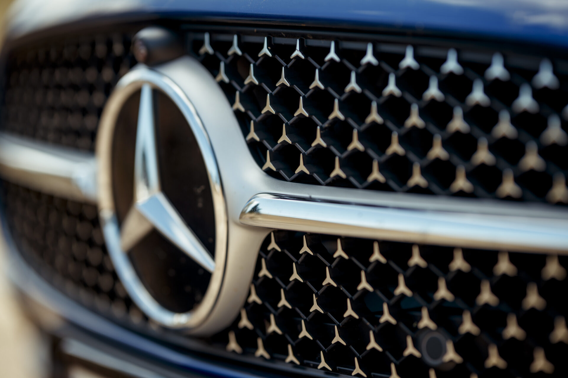 Mercedes Australia wins landmark agency model court case