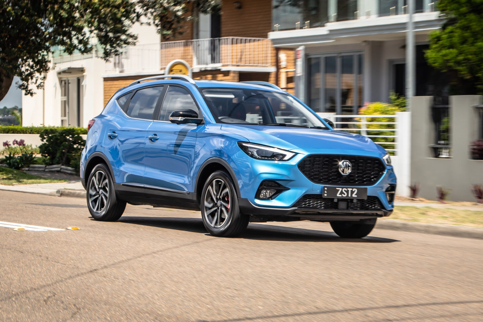 MG ZST | Price, Reviews & Specifications