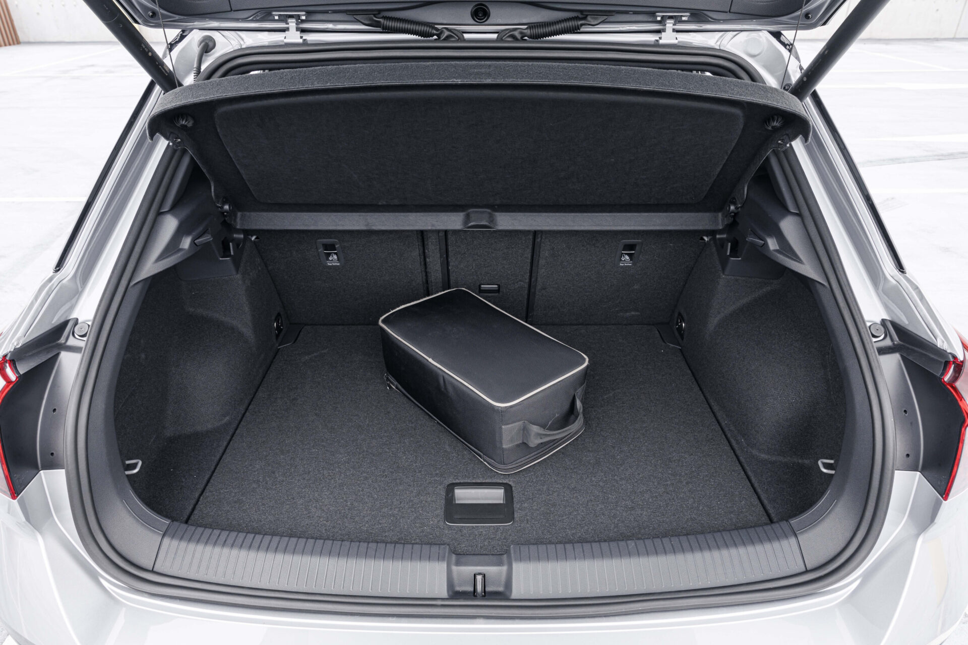 2023 Volkswagen T-Roc review: 140TSI R-Line AWD