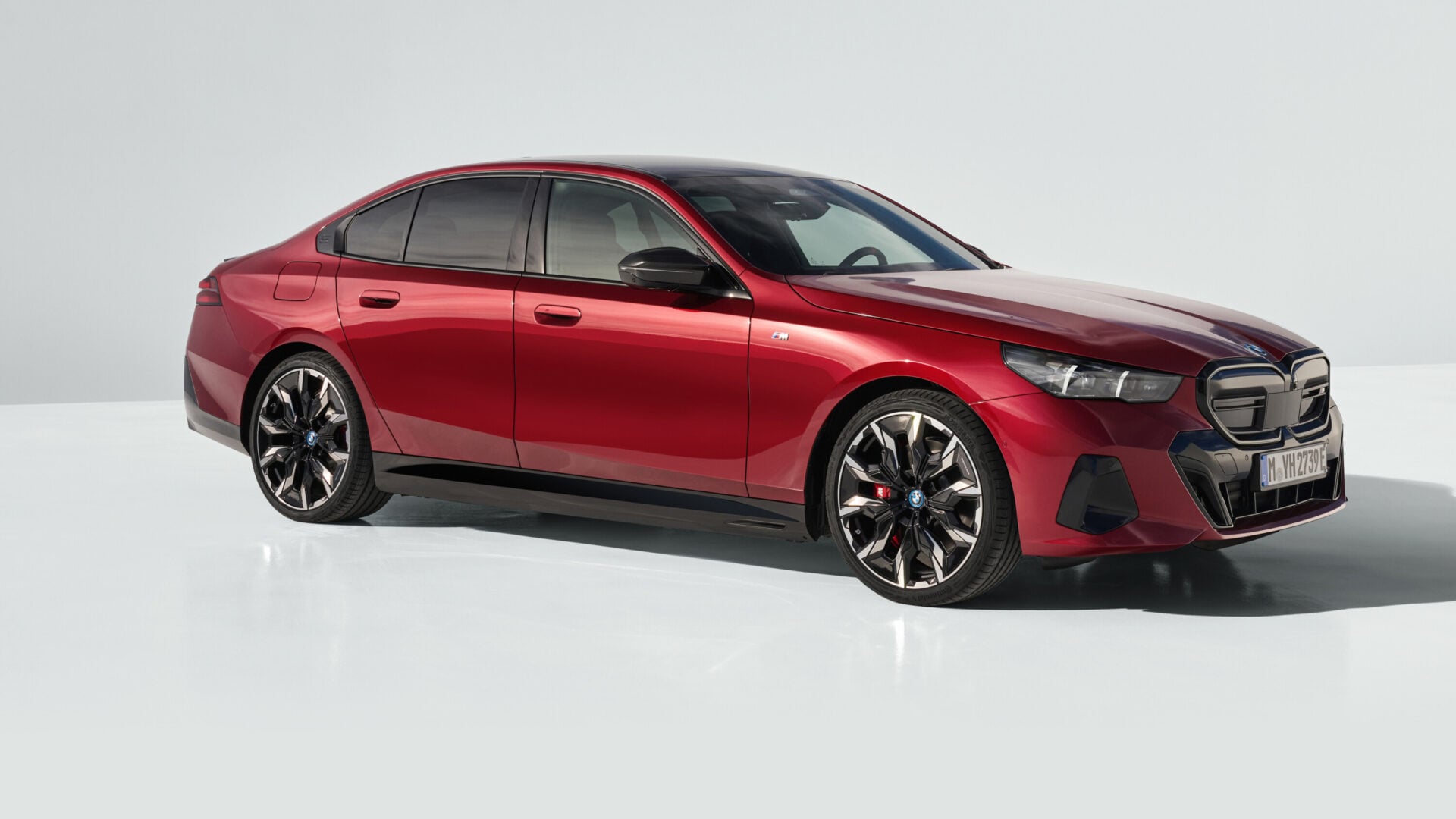 2024 BMW 5 Series & electric i5: Pricing and features