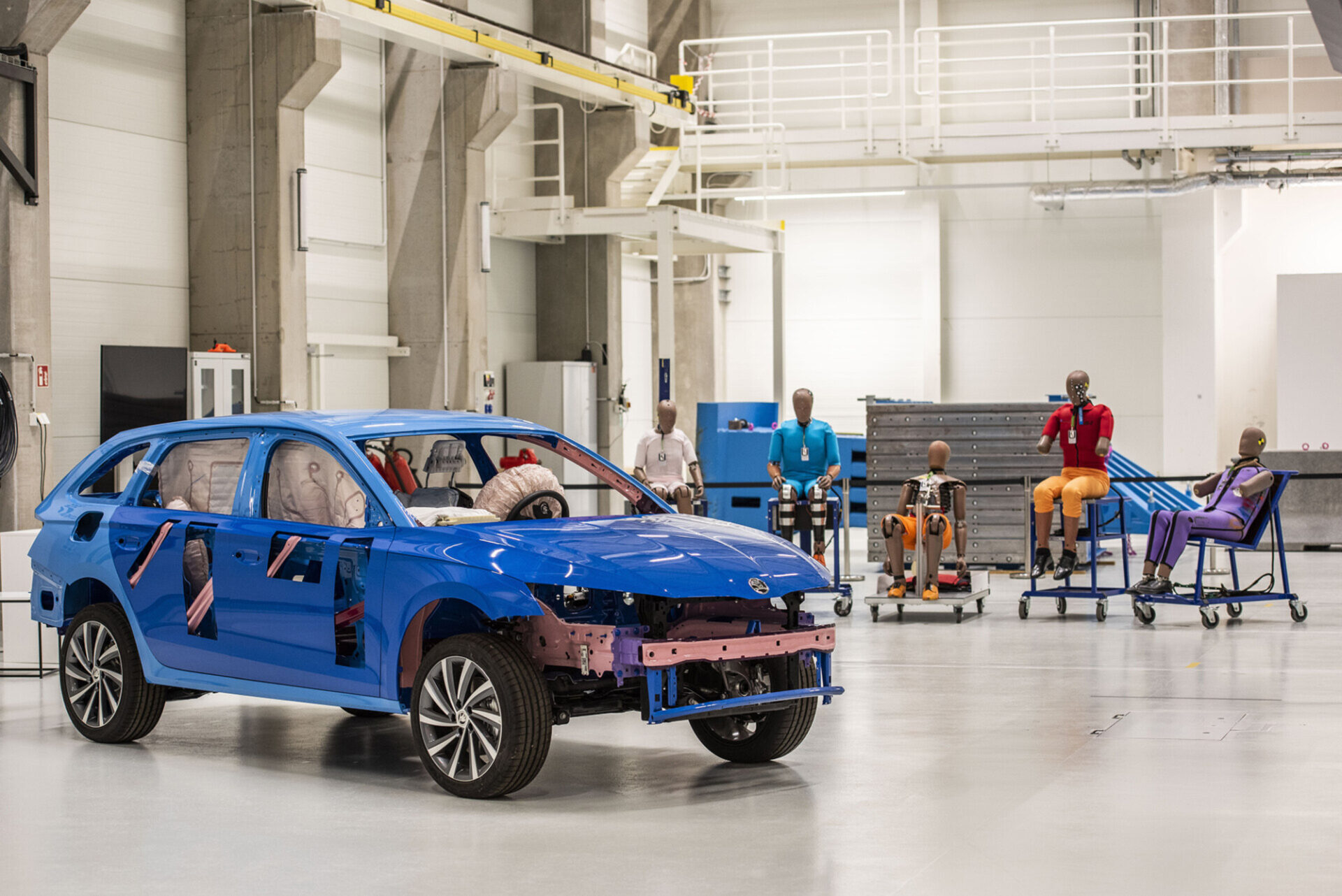Why are women under-represented in car safety tests?