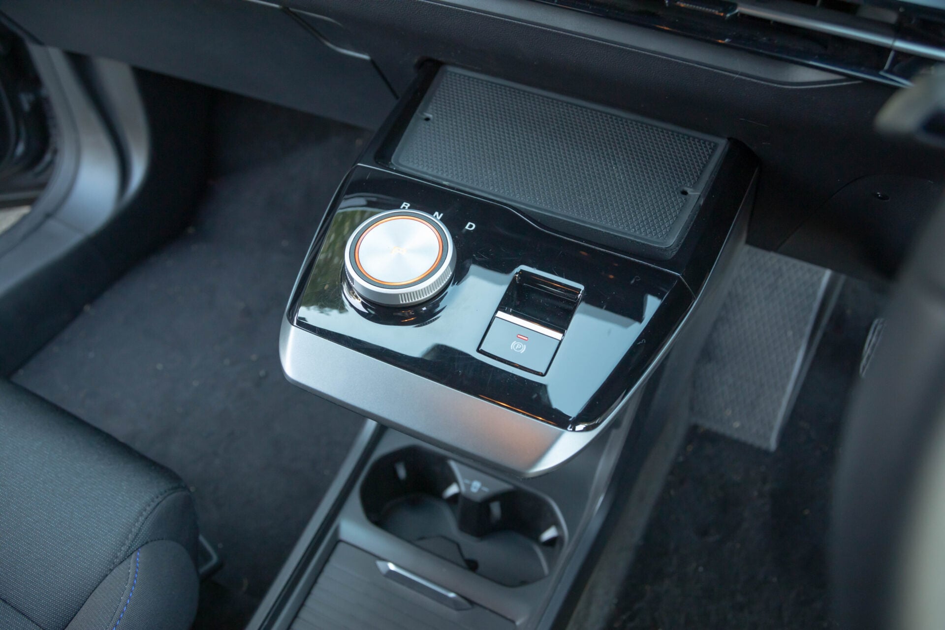 2024 MG4 review: Full range detailed