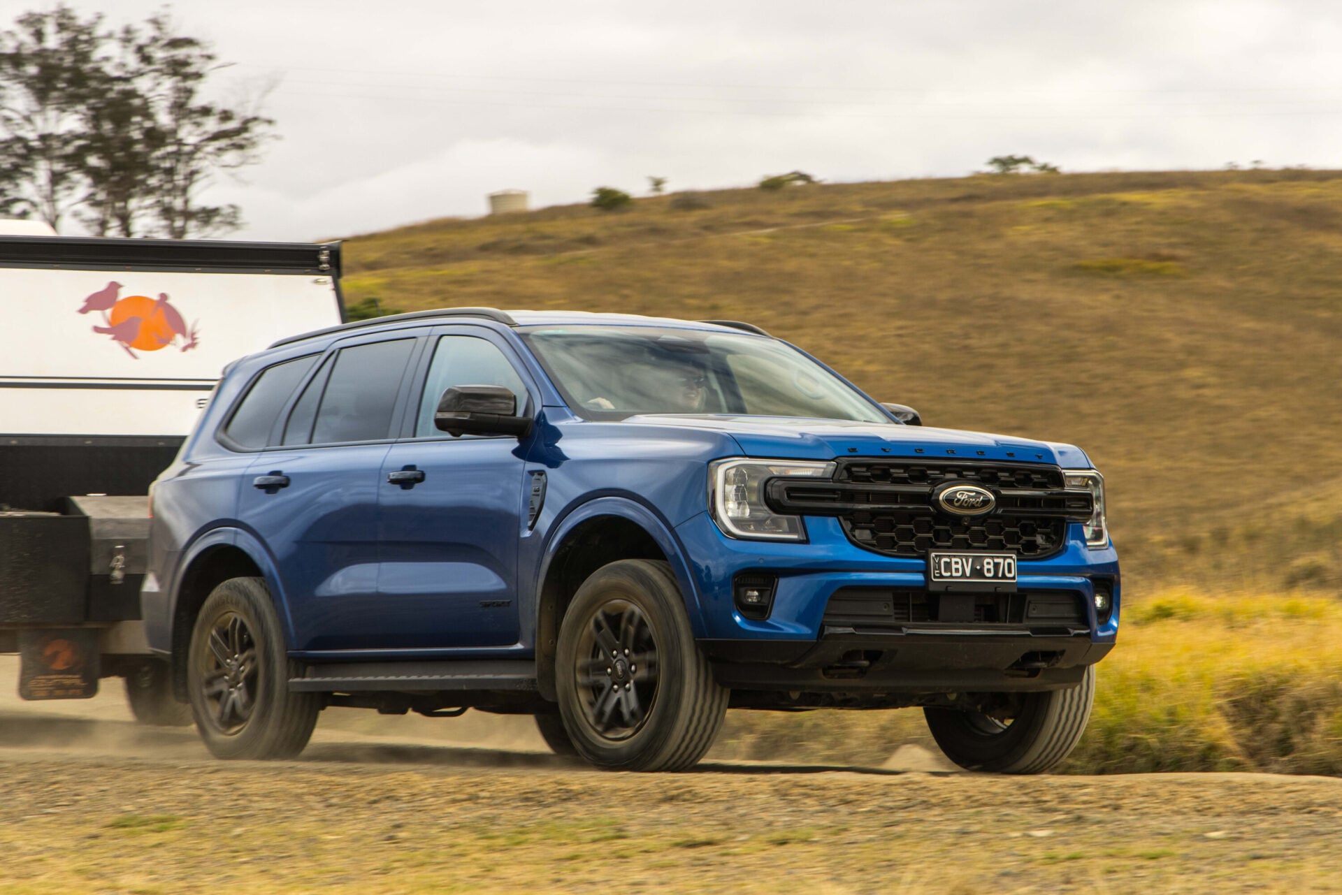 Best Large SUVS for Towing in 2024