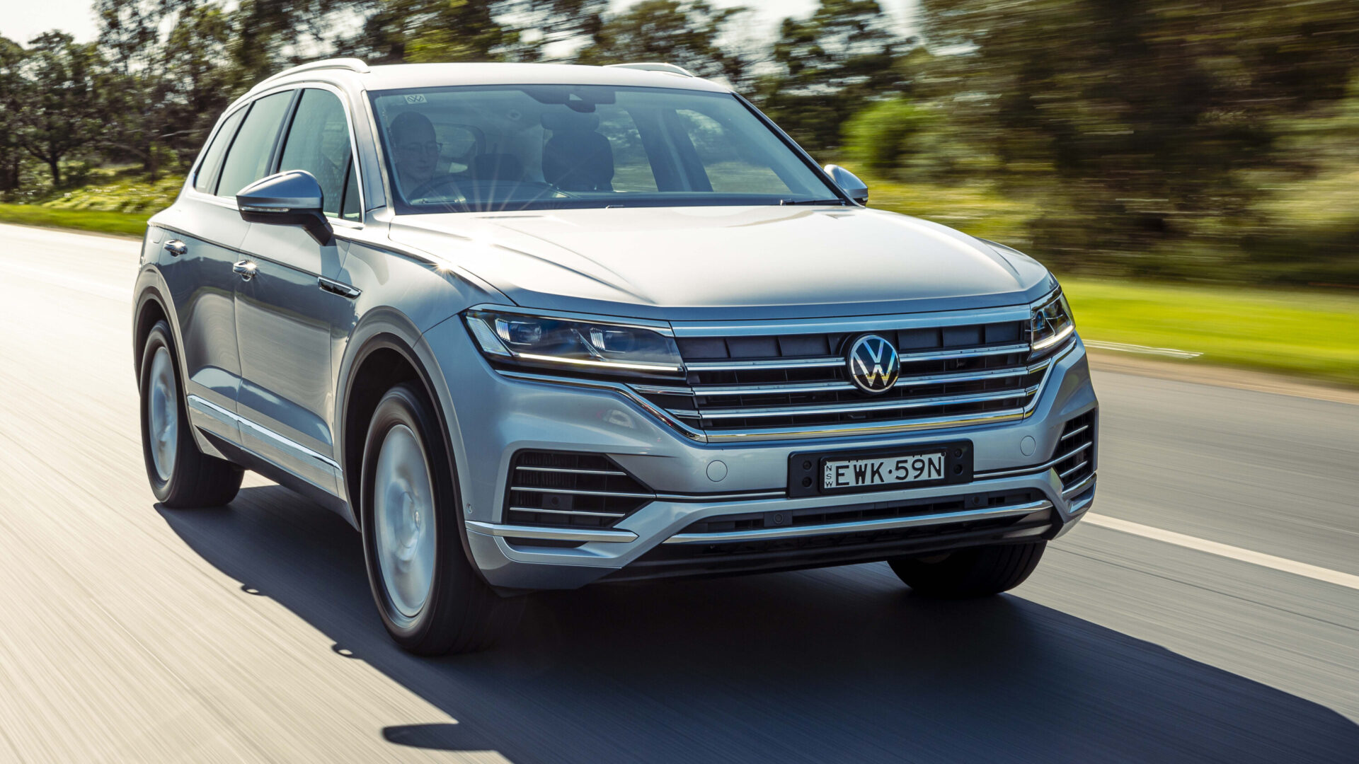 Volkswagen Touareg SUV range drops $12K in run-out special
