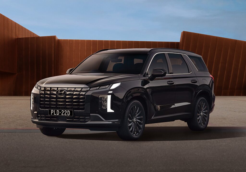 Best Large SUVs 2025: Over $70K