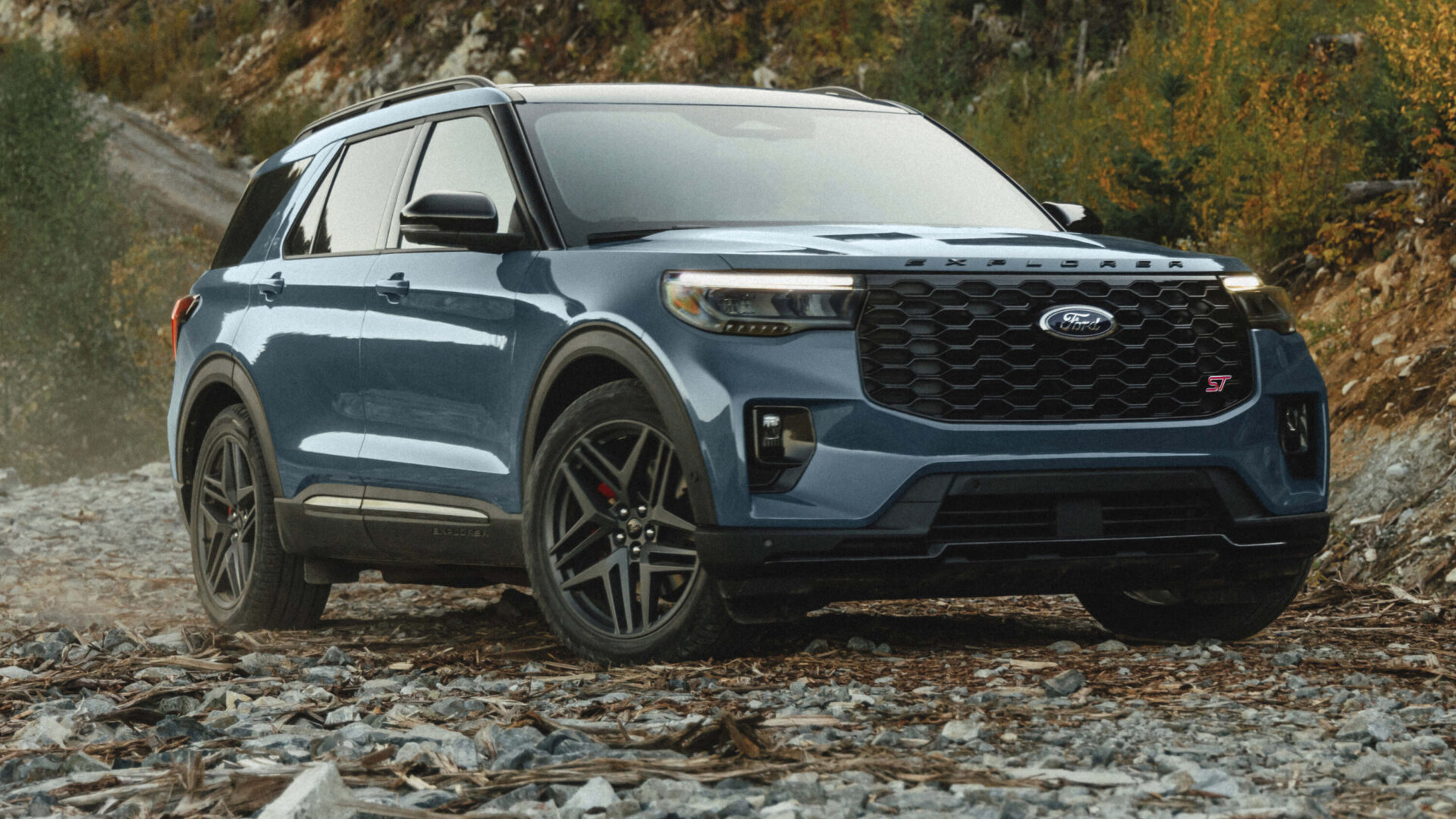 2025 Ford Explorer revealed for America, no relation to European model