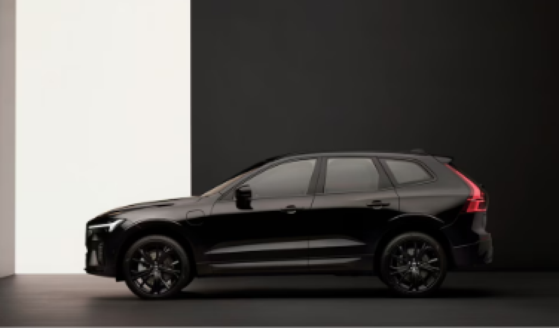 2024 Volvo XC60 and S60 Black Editions priced for Australia