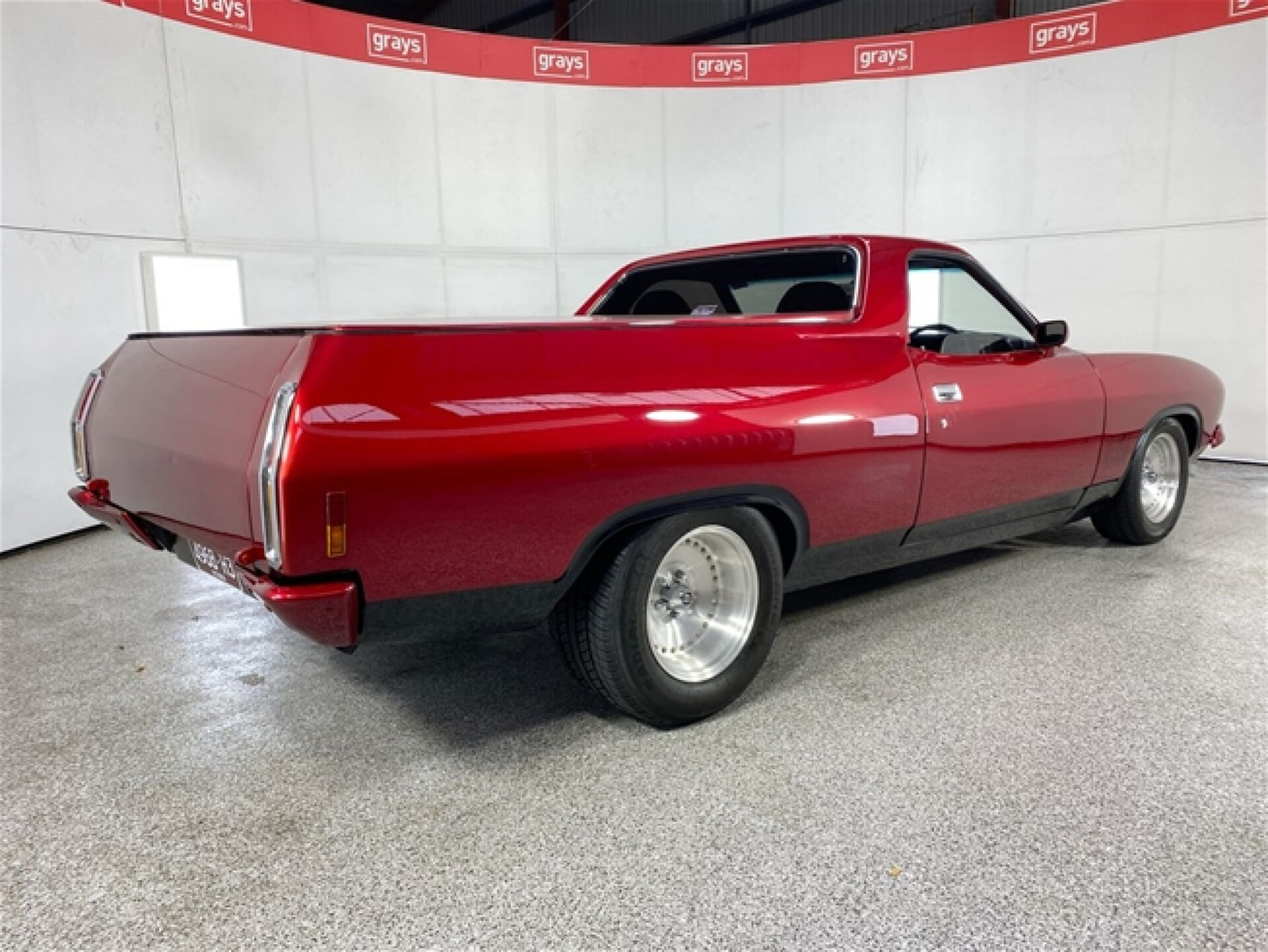 Auction watch: Ford XB, BMW 330 Ci, Golf R and more!