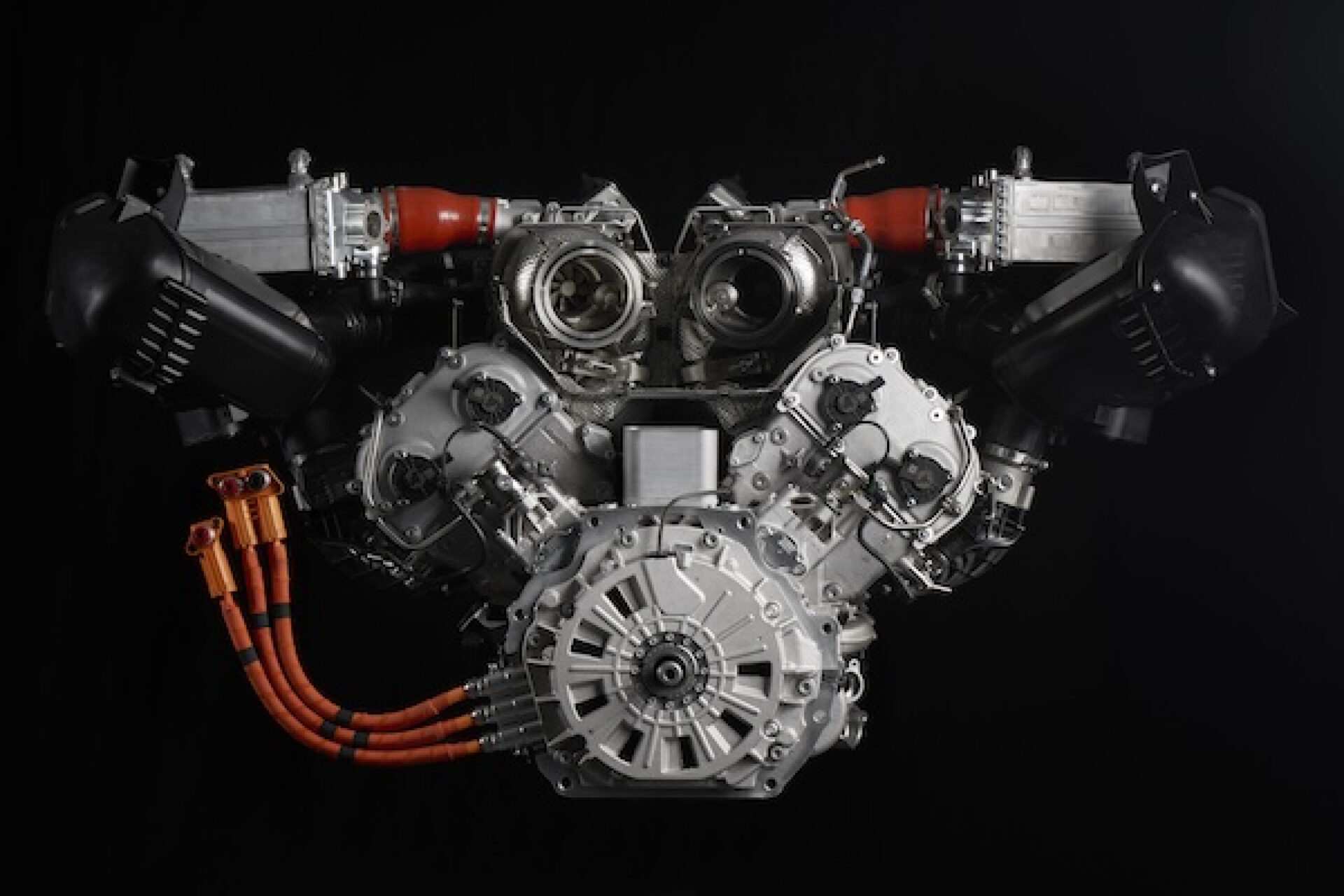 Lamborghini builds 10,000rpm hybrid V8 for Huracan successor