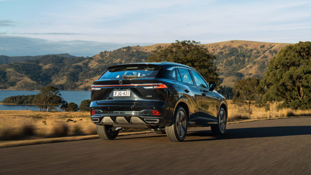 2025 MG HS pricing and features for Australia