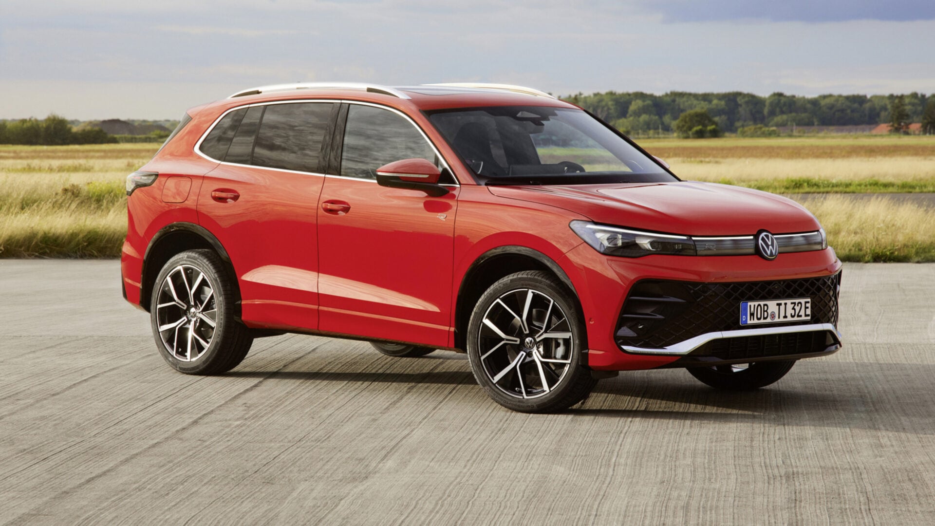 Volkswagen Tayron | Price, Reviews & Specifications