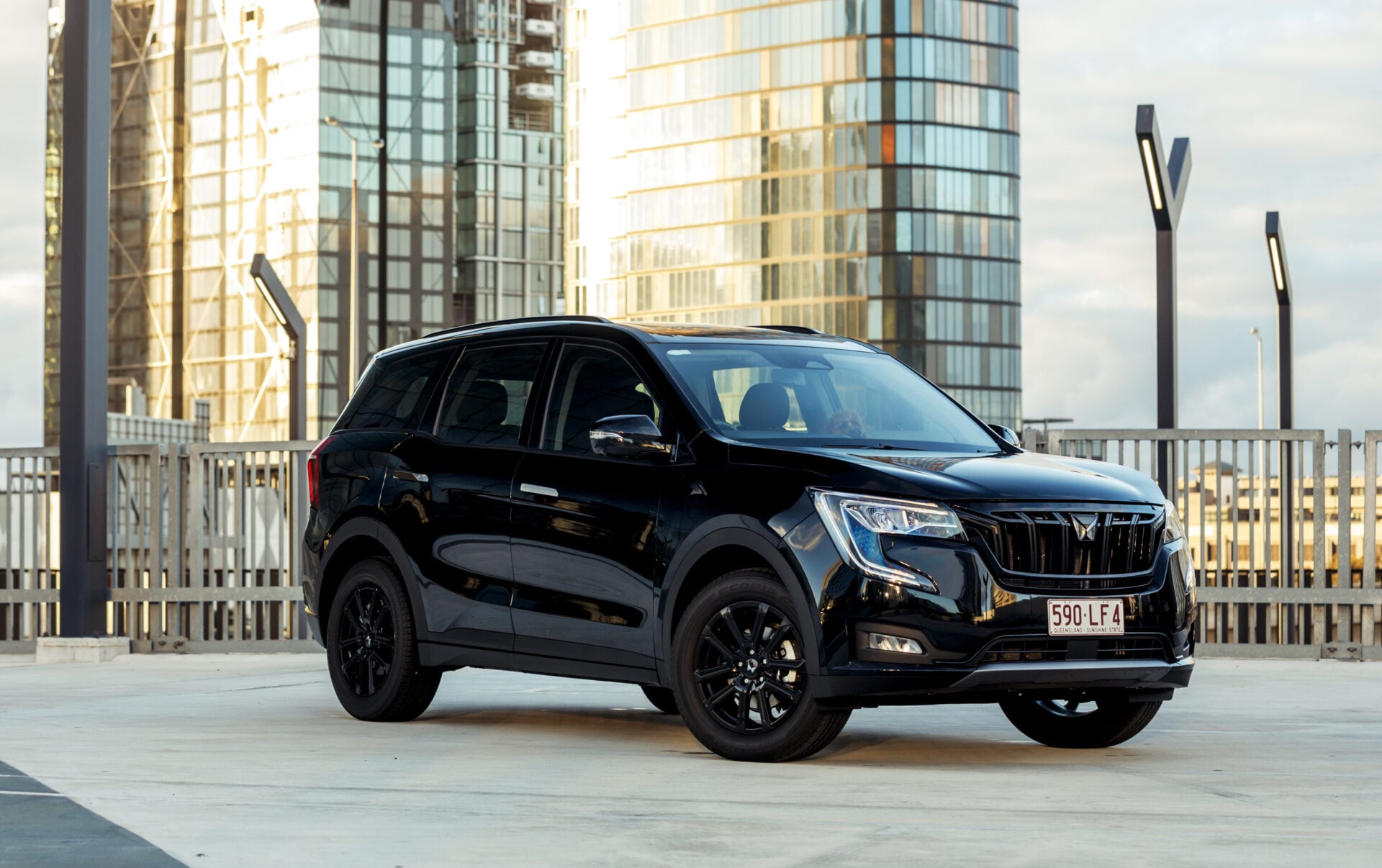 Mahindra XUV700 Black Edition review