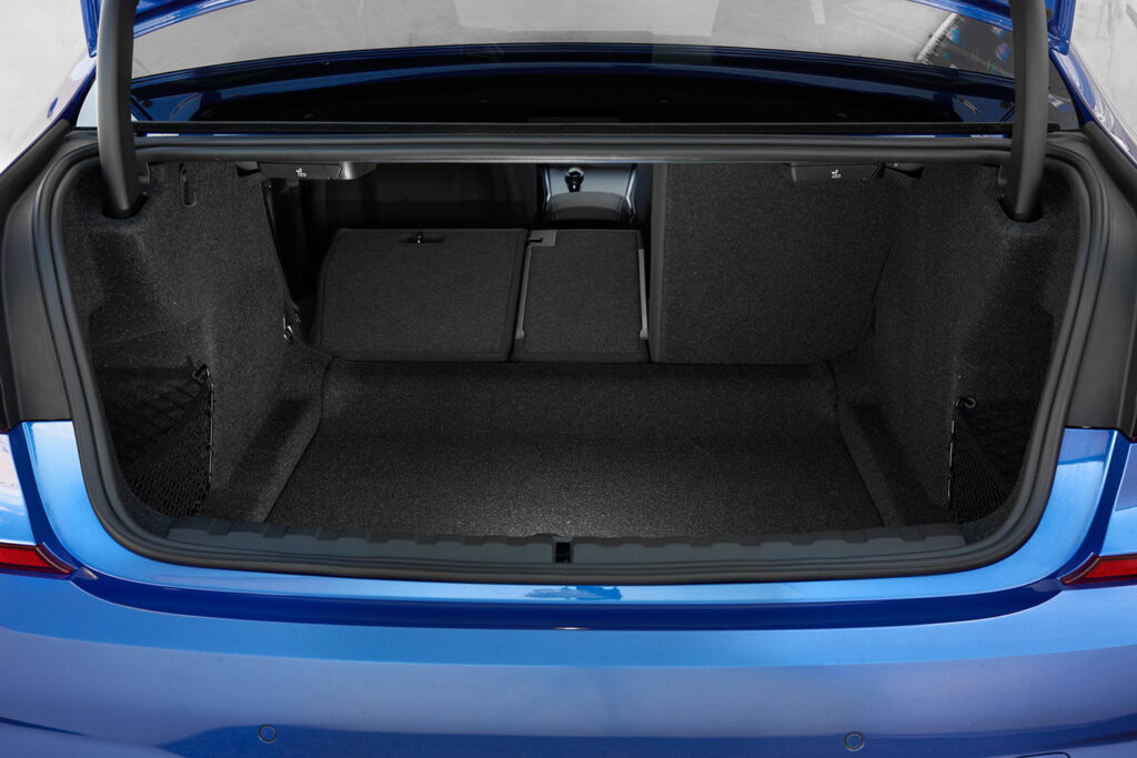 Boot sizes of the most popular sedans