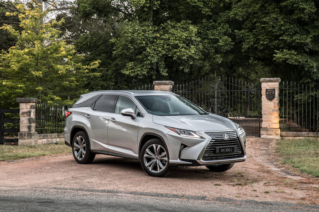 Lexus RX 7-seater arrives in Oz