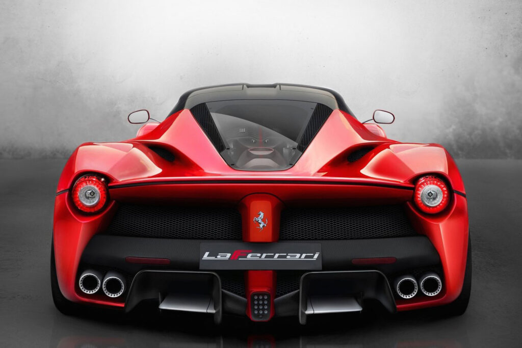 Ferrari LaFerrari Spider confirmed