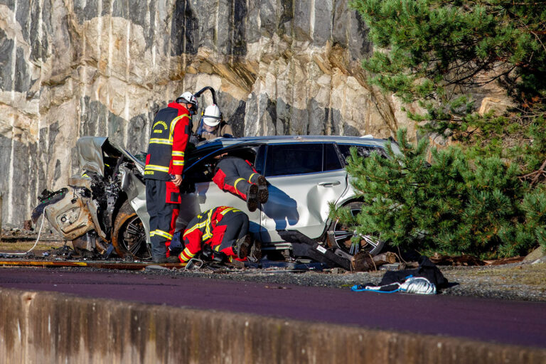 Volvo drops cars from great heights for research