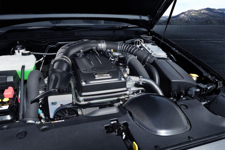 Ford Falcon Sprints: the engines