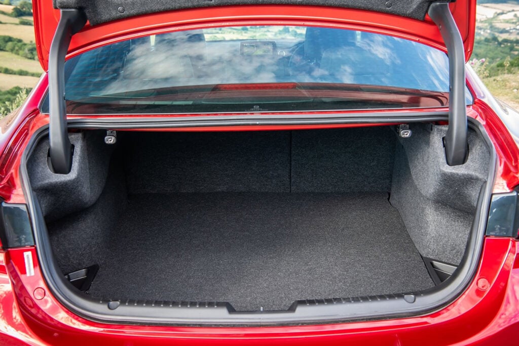 Boot sizes of the most popular sedans