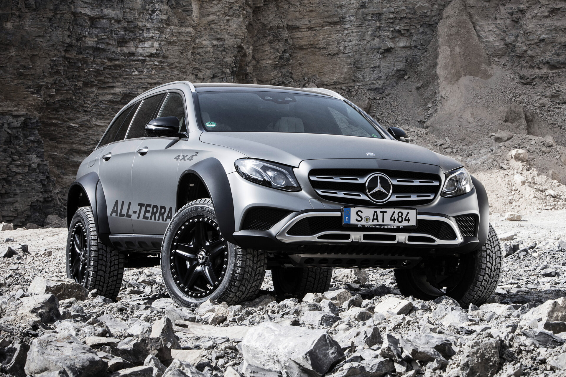 Mercedes-Benz E-Class All Terrain 4x4x2 is the ultimate off-road wagon