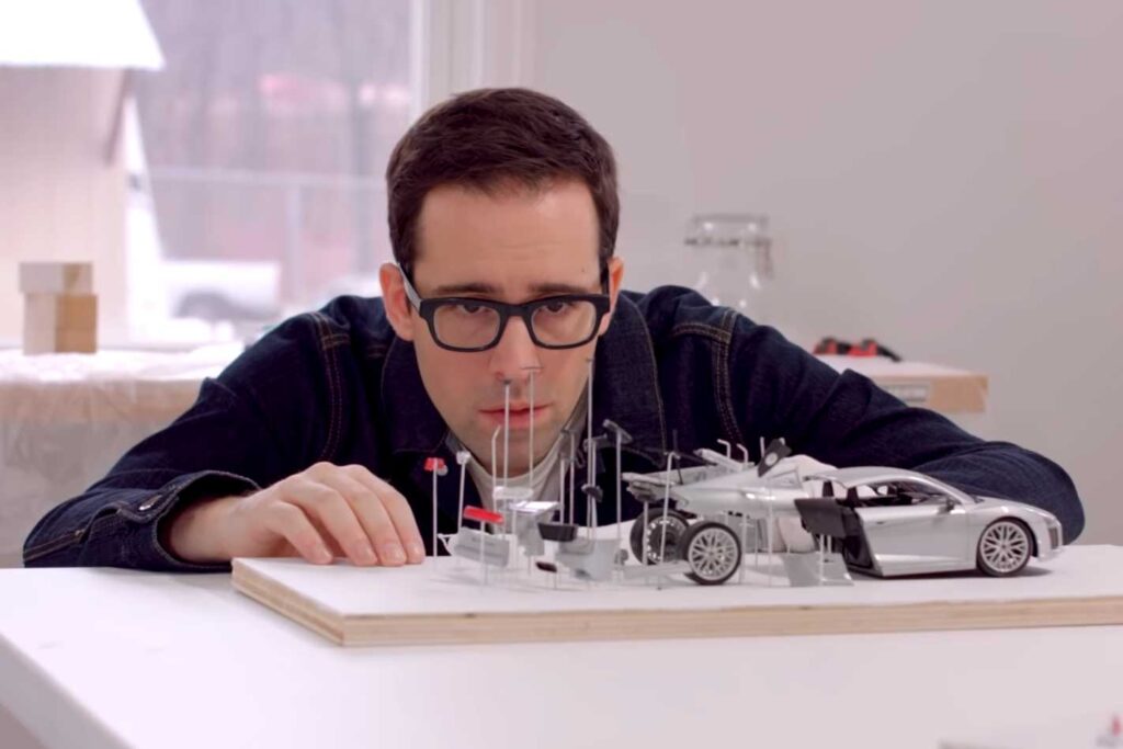 Exploded Audi R8 V10 captured in incredible detail