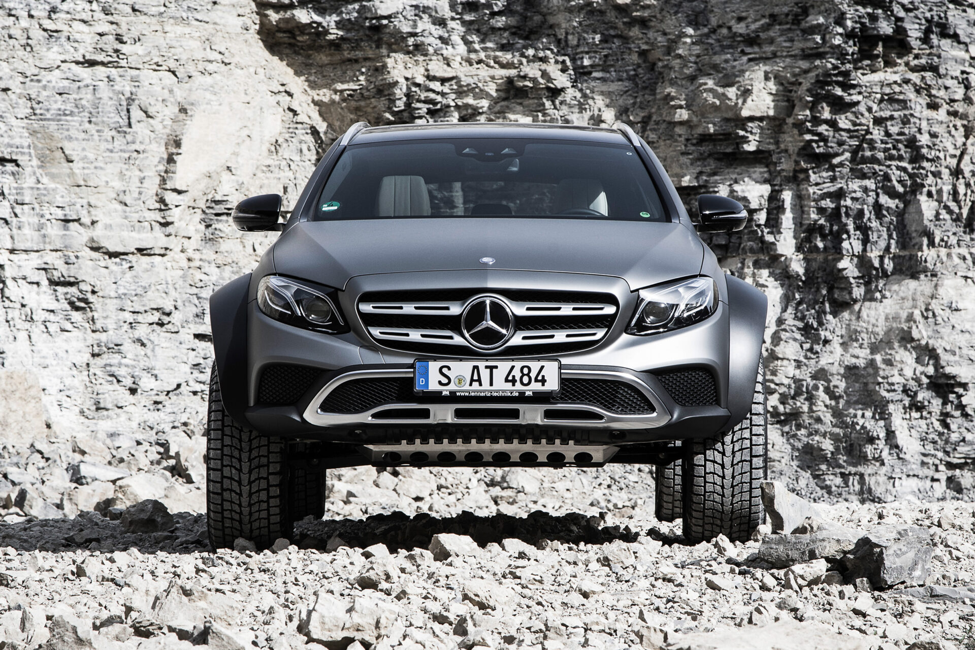 Mercedes-Benz E-Class All Terrain 4x4x2 is the ultimate off-road wagon
