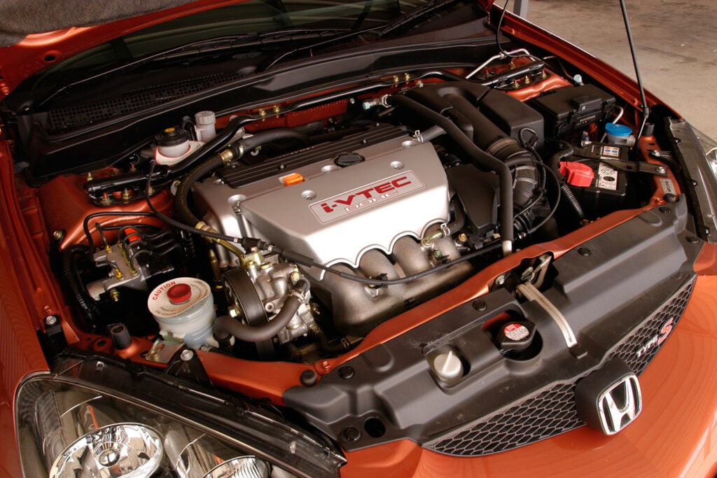 Honda Integra Type R vs Type S comparison review: Classic MOTOR