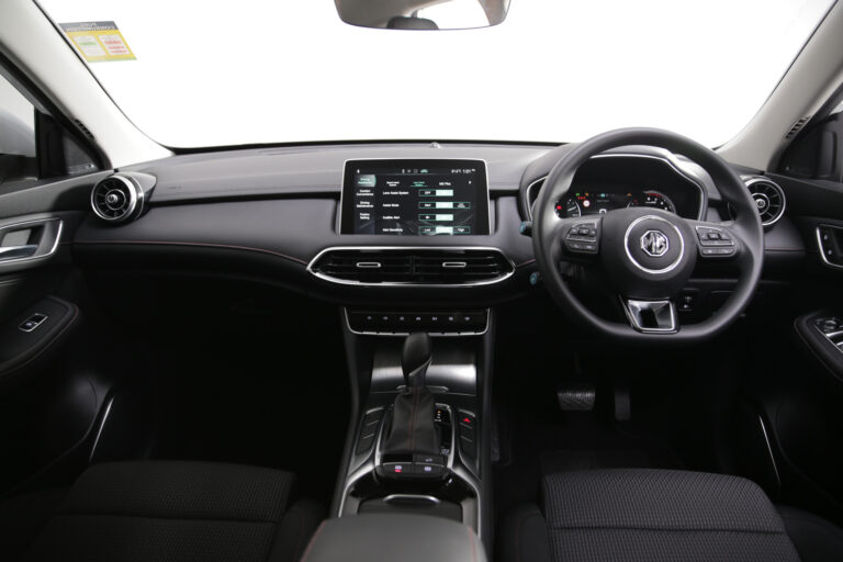 2021 MG HS Core lands for under $30,000