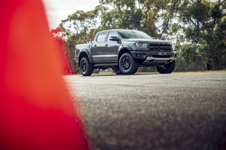 2021 Toyota HiLux Rugged X vs Ford Ranger Raptor vs Jeep Gladiator ...