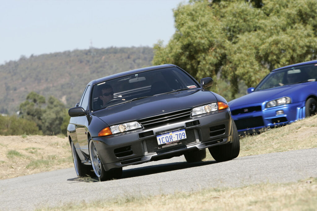 MOTOR archive 2008: Nissan R32 v R33 v R34 v R35 GT-R