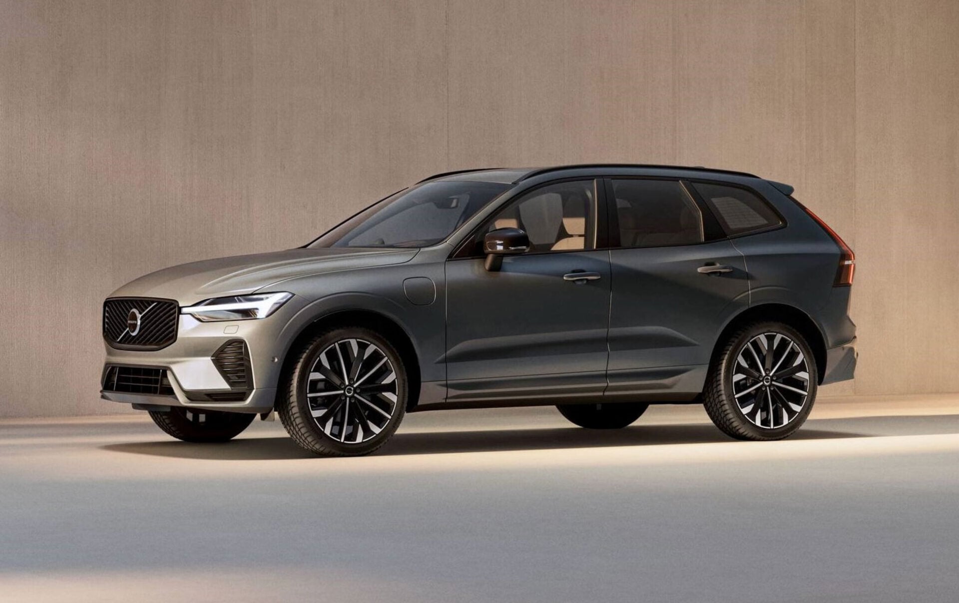 Volvo Cars | Reviews, Prices & Specifications